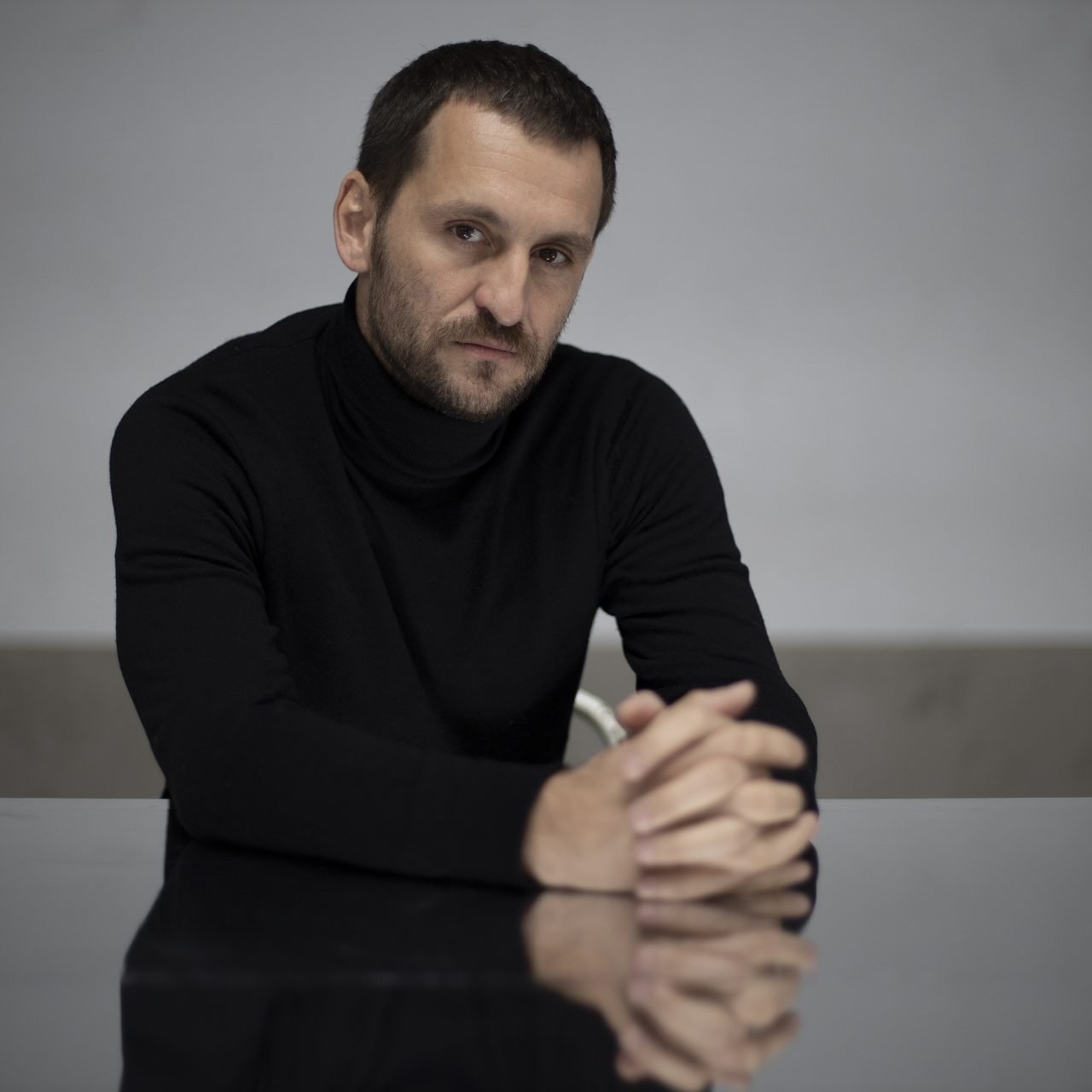 Raúl Arévalo: "He aprendido mucho en los bares"