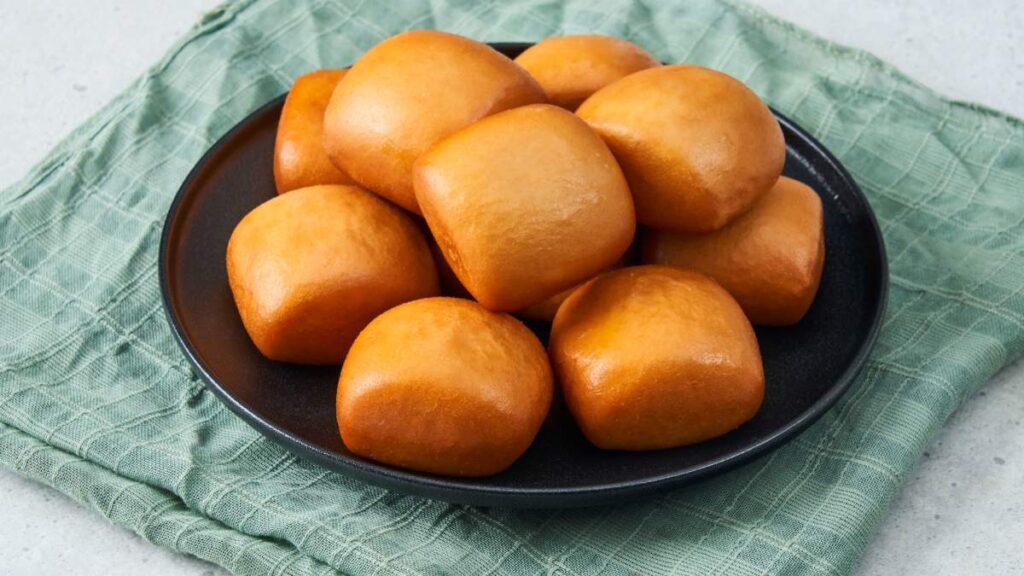 La receta de pan chino (mantou) que puedes cocinar al vapor o frito