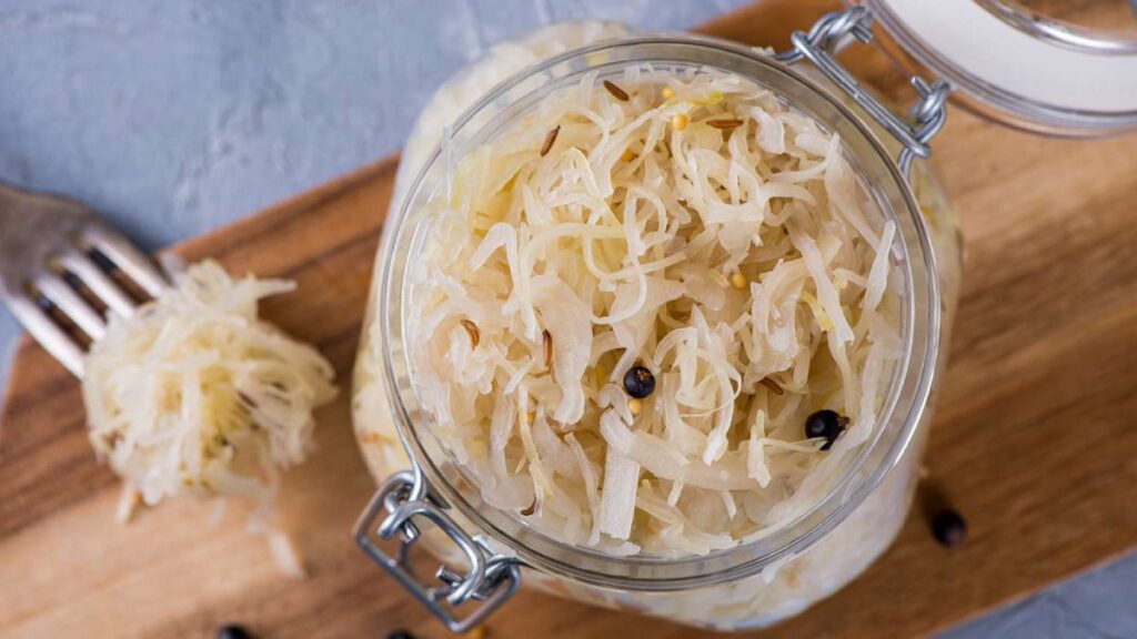 Receta de chucrut, el plato de col fermentada del centro de Europa