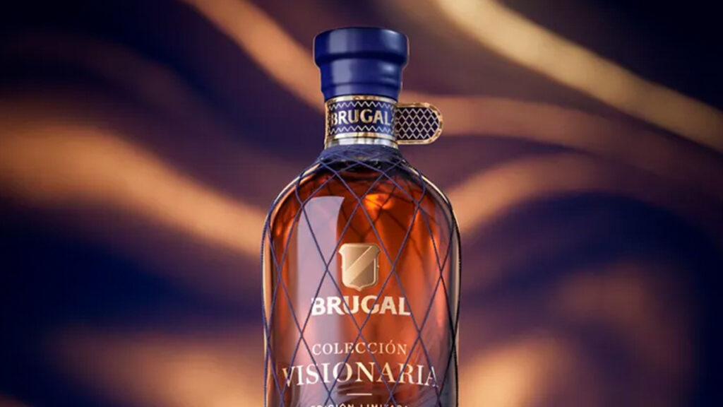 Brugal destila el primer ron ahumado en barril de chocolate del mundo ...