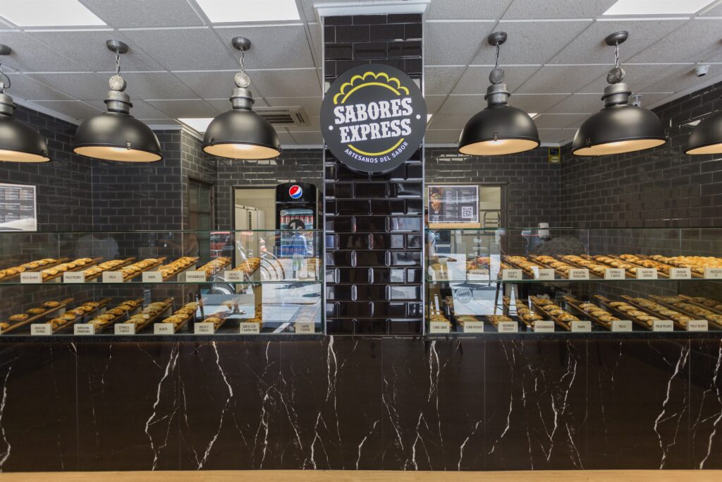 Economía.- Sabores Express registra ventas de 7 millones y abre 24 ...