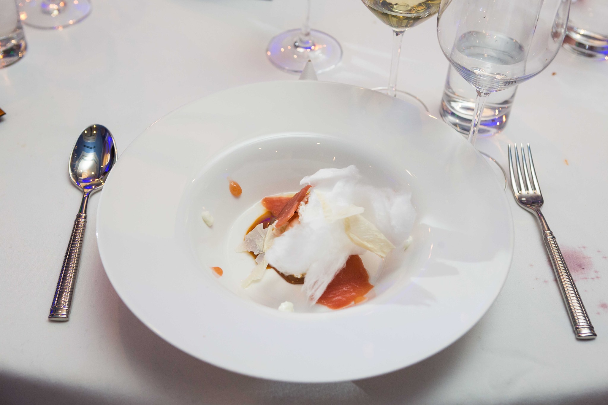 Jordi Roca profundiza en la simbología de su postre favorito ‘Láctic ...