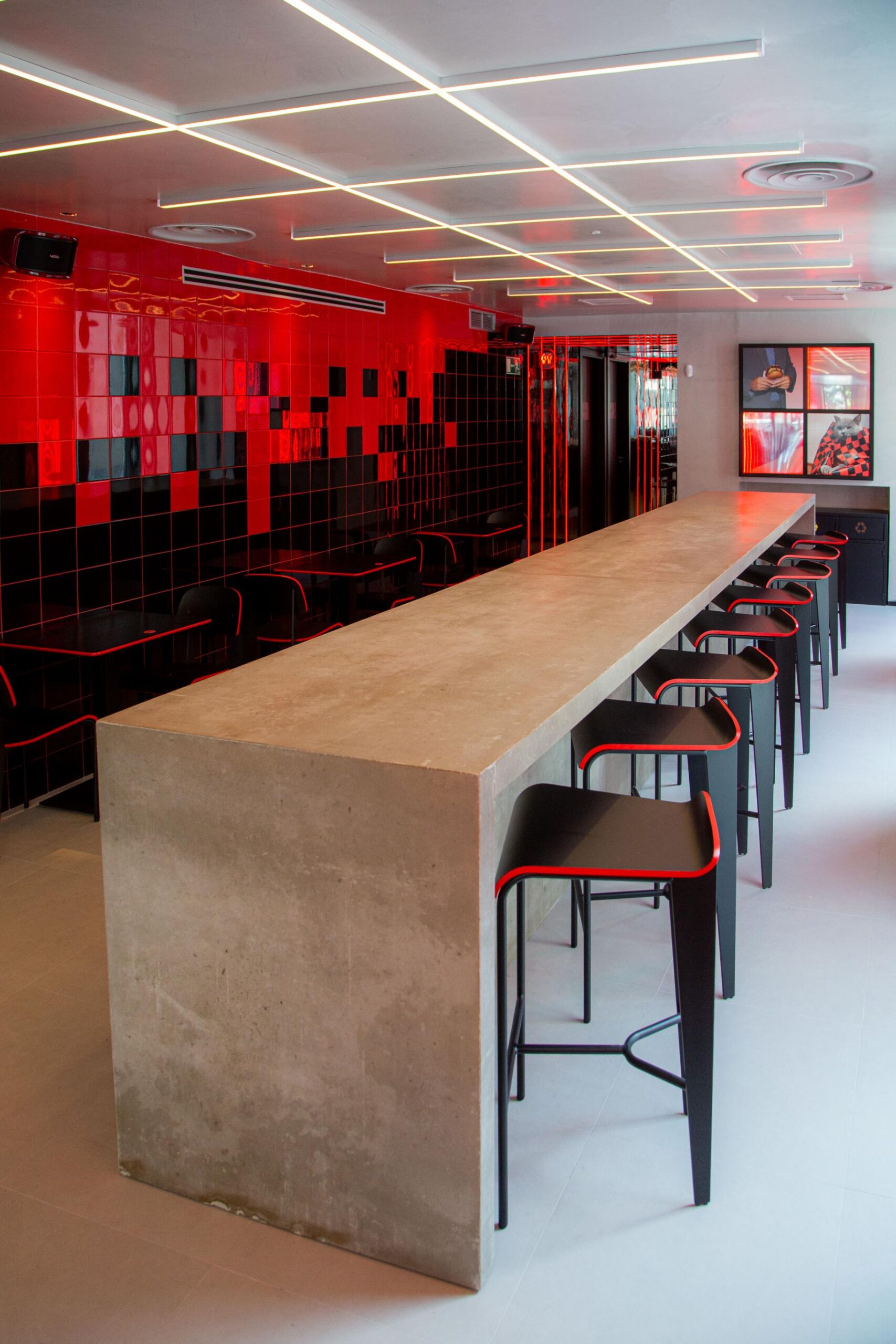 VICIO extends its universe with a second restaurant in Madrid - Tapas