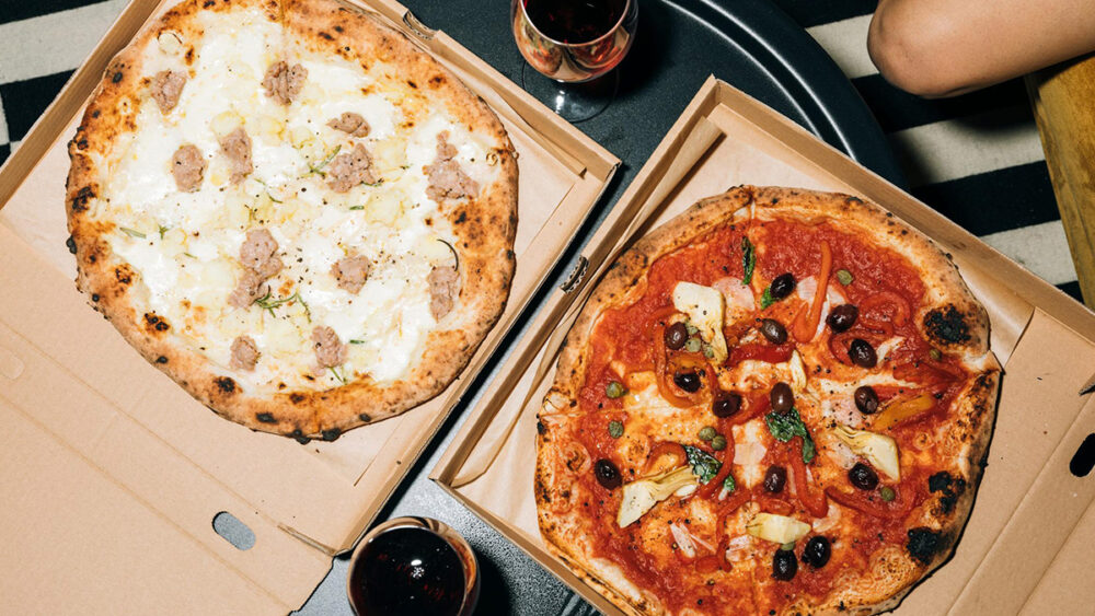 Cómo la ‘regla de las dos pizzas’ de Jeff Bezos llevó a Amazon a la ...