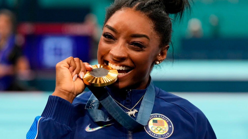 Why Olympic winners bite their medals - Tapas