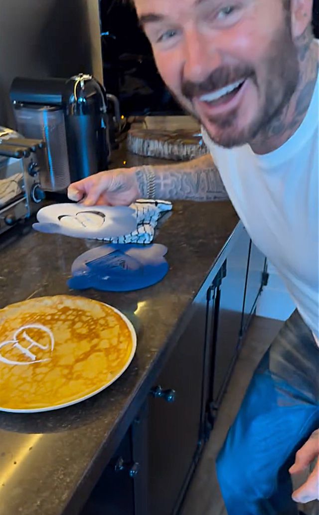 David Beckham makes special pancakes for her daughter - Tapas