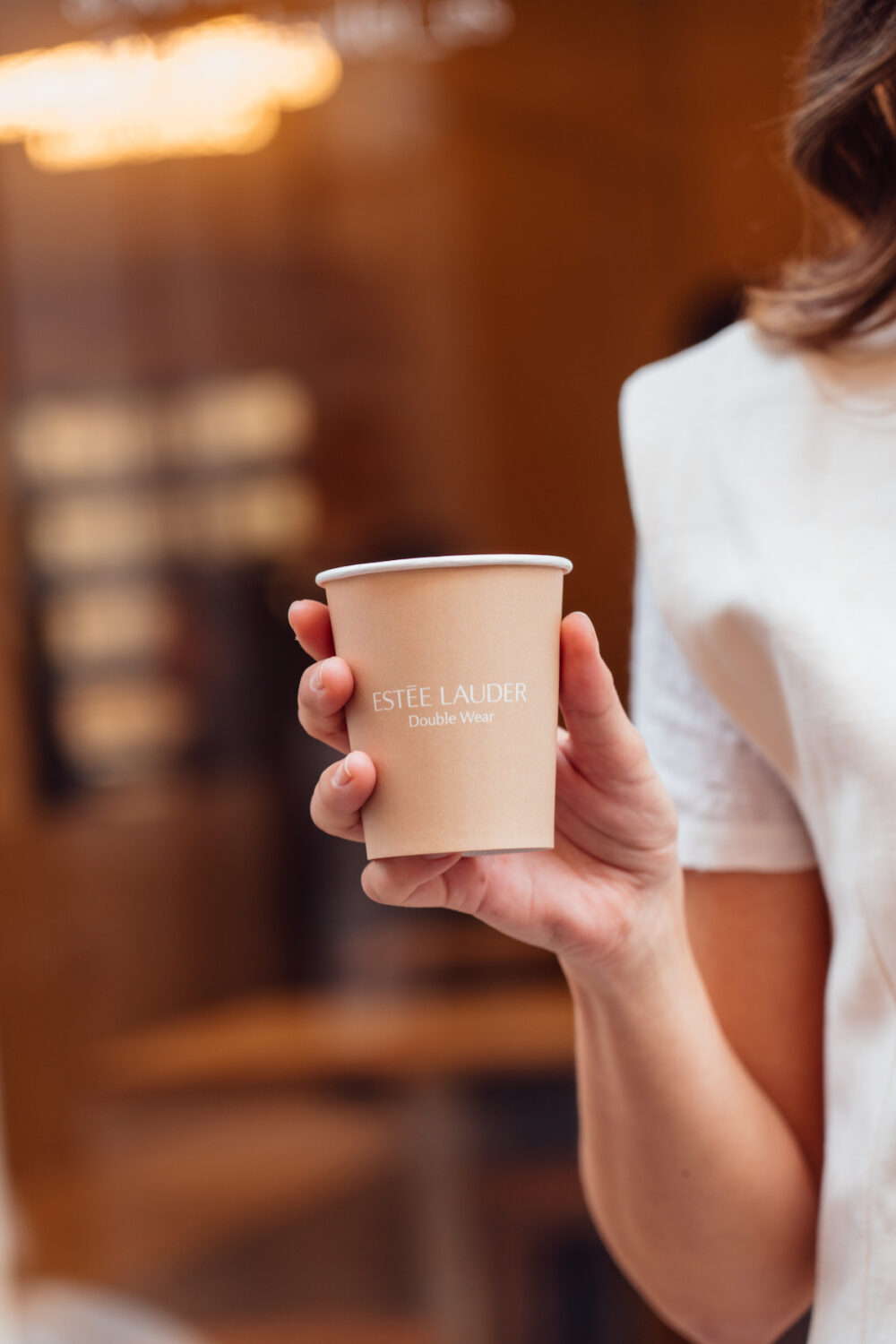 Double Wear Day se celebra con un buen café y sorpresas